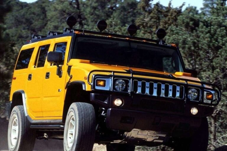 El imponente Hummer H2: al mando de un tanque de guerra