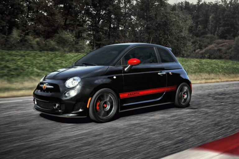 El Fiat 500 Abarth: 160 hp de picante italiano llegan a México